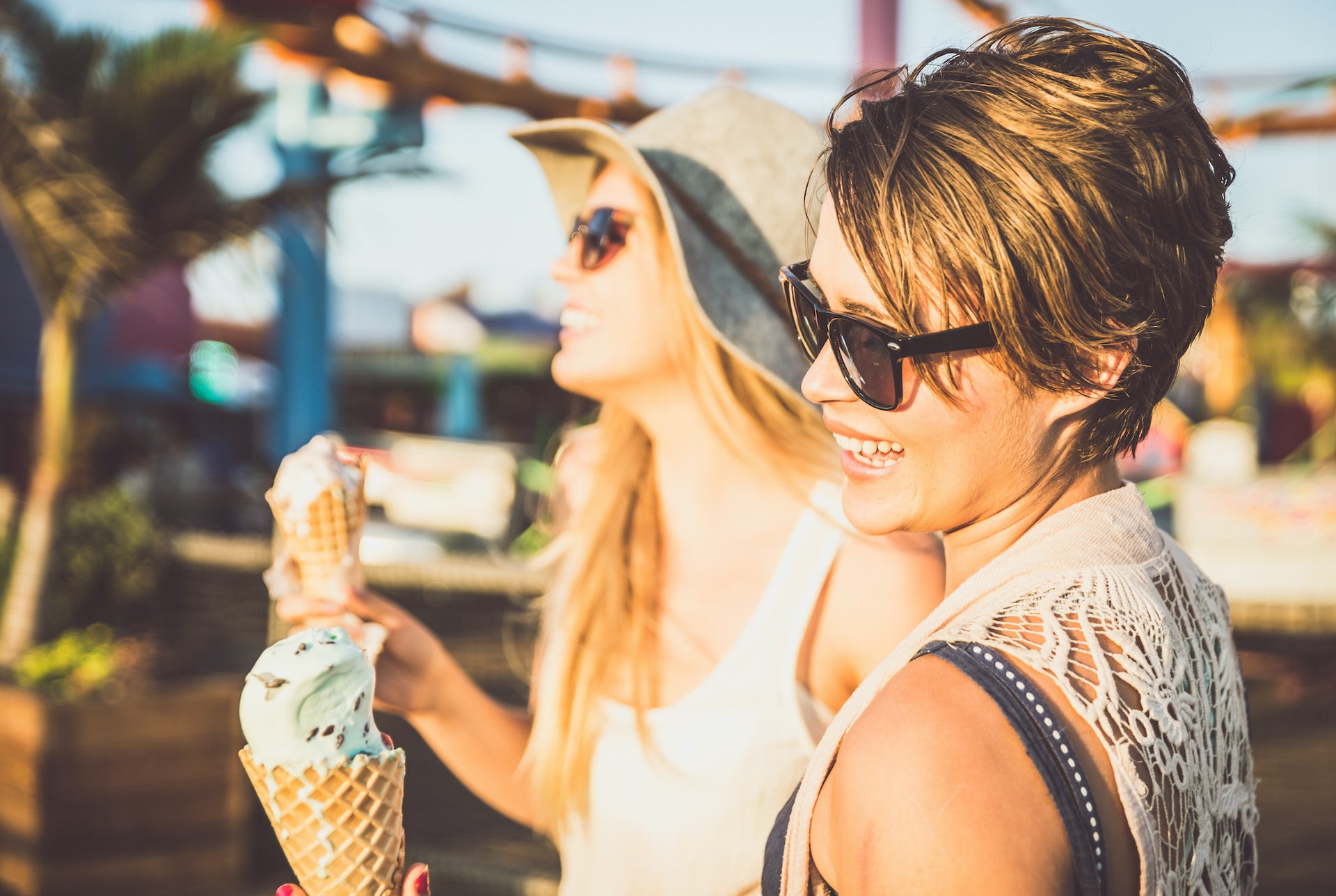 Sugar Face - Everything You Need to Know About Sugar Breakouts | Averr ...