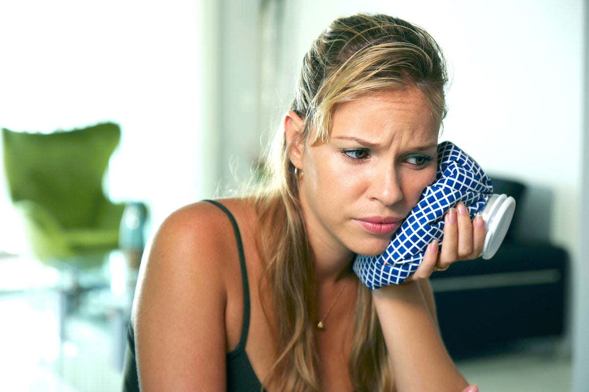 How to Shrink a Cystic Pimple: 9 Steps to Tame Deep Breakouts | Averr ...